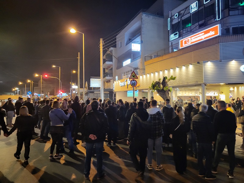 Νέα Φιλαδέλφεια: Πανηγύρι και παραδοσιακό γλέντι με το συγκρότημα ...